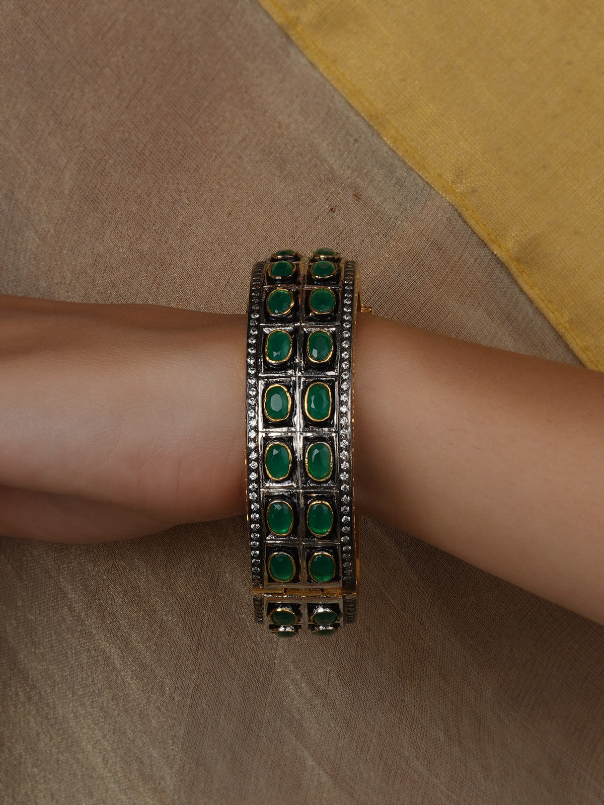 Victorian Bangles (1 Piece) - VC-BAN26 – Mortantra