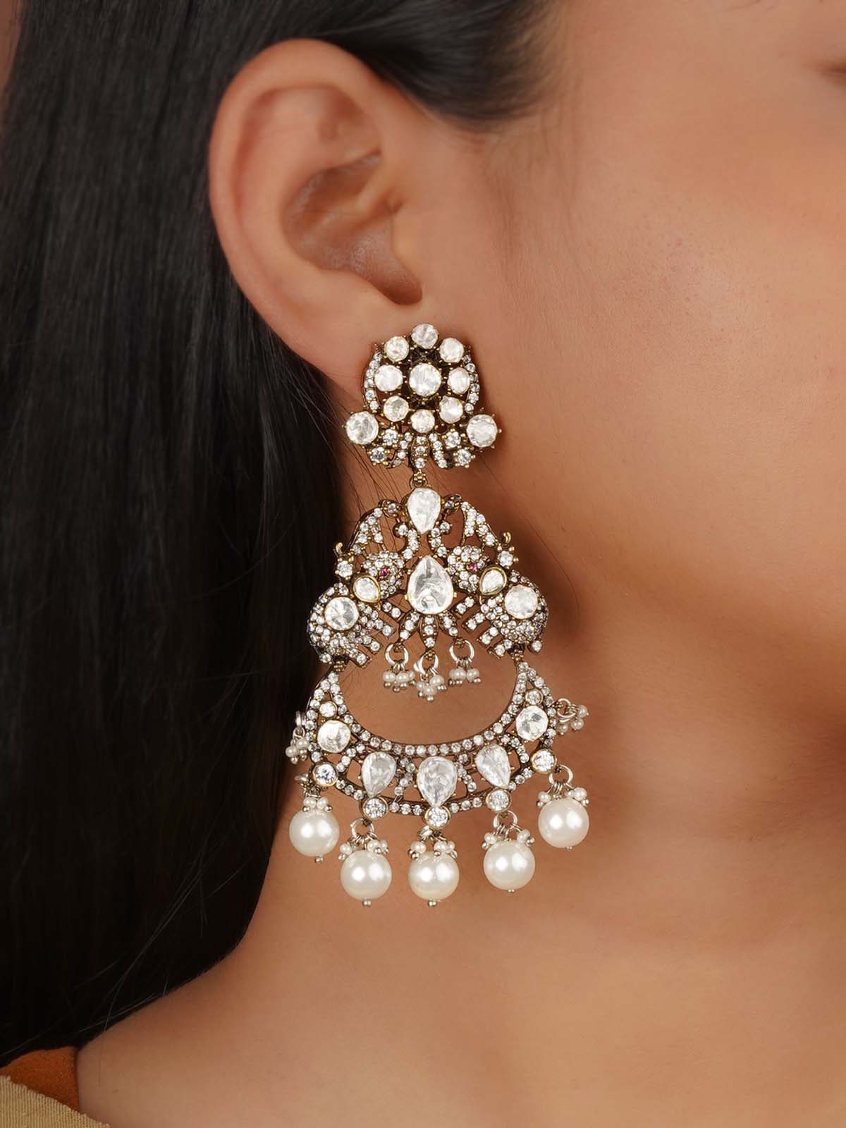 White Color Victorian Earrings - VC-EAR2 – Mortantra